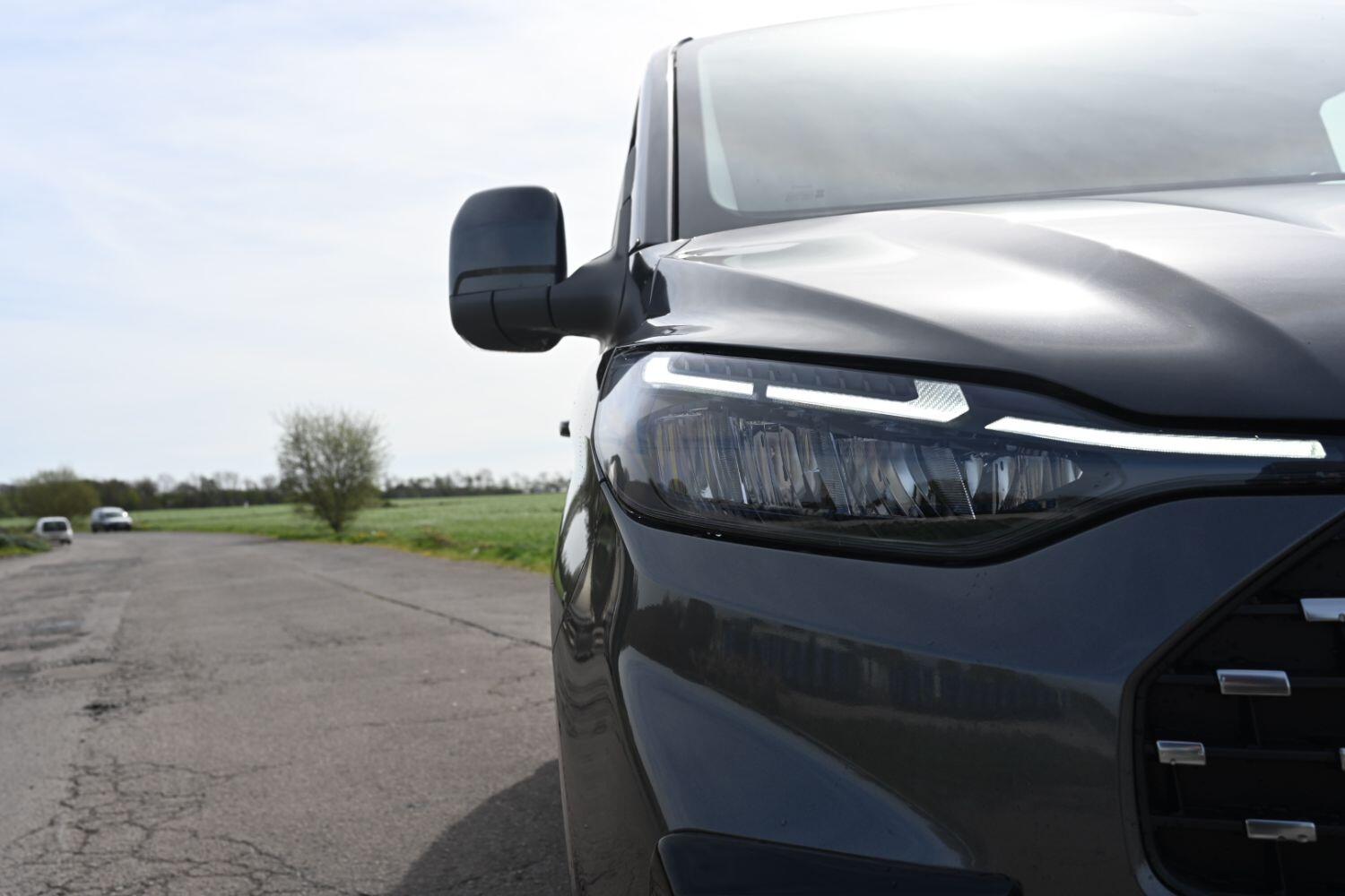 Used FORD TRANSIT CUSTOM 2024 Grey for sale - £33995 +VAT in Pencoed ...